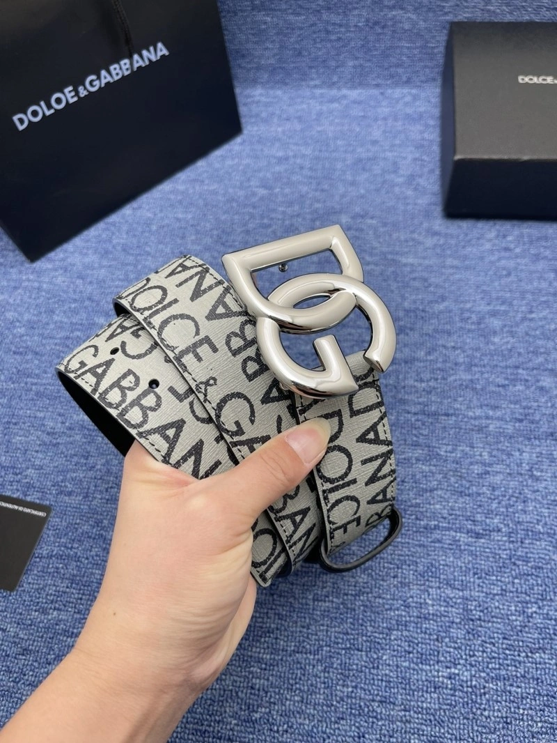 Low-cost Louis Vuitton Belts