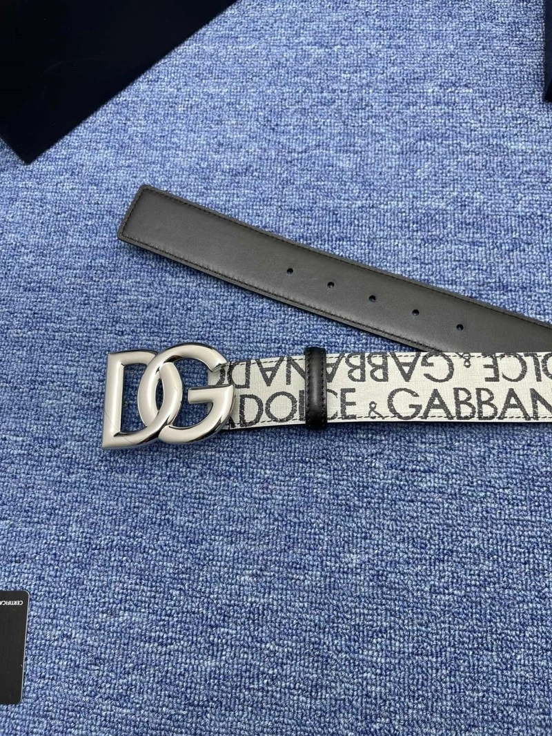 Low-cost Louis Vuitton Belts