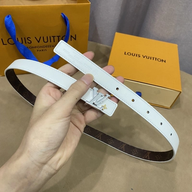Accurate model Louis Vuitton Belts