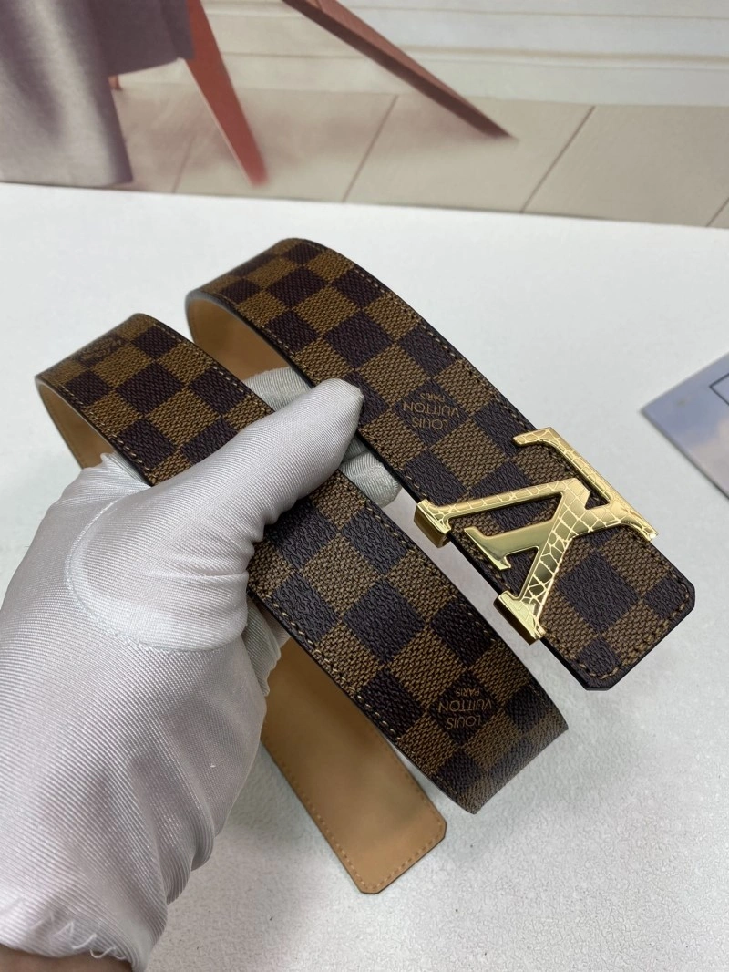 Bargain Louis Vuitton Belts