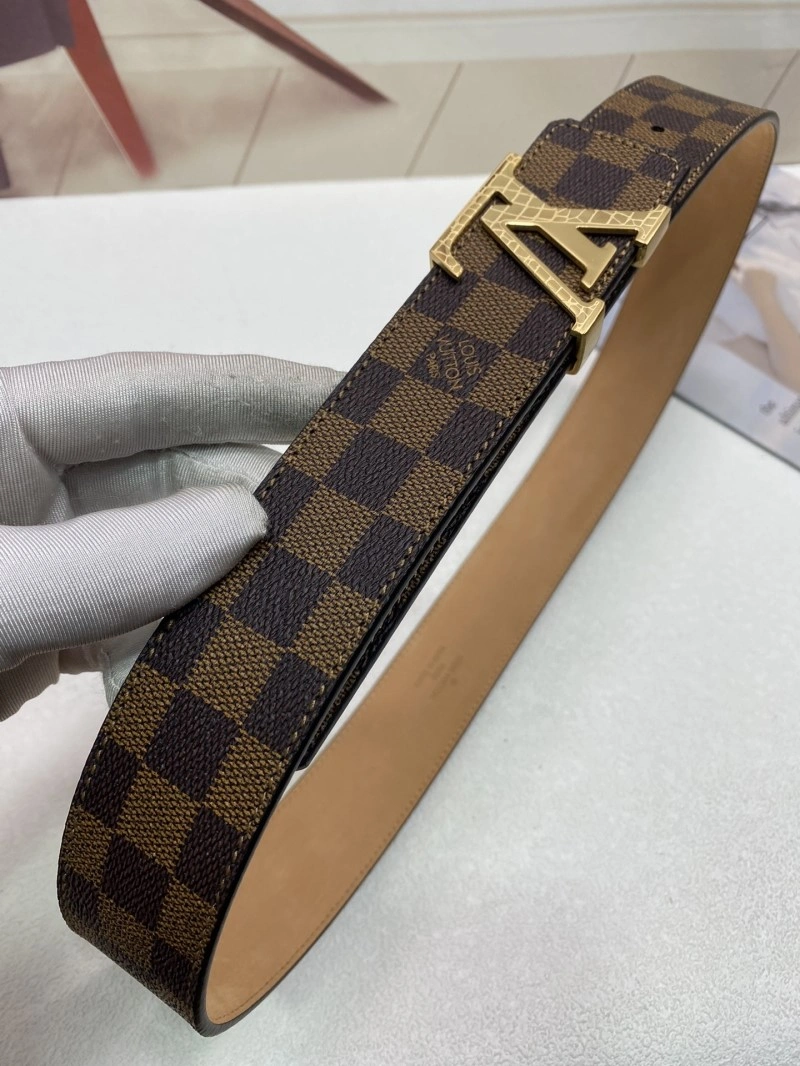 Bargain Louis Vuitton Belts
