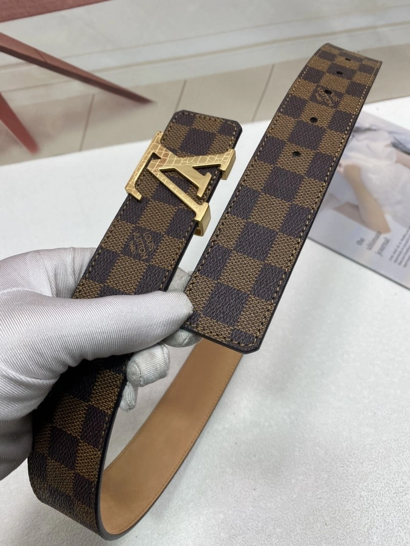 Bargain Louis Vuitton Belts