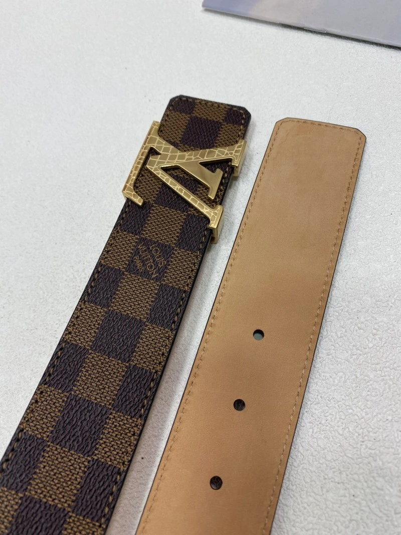 Bargain Louis Vuitton Belts