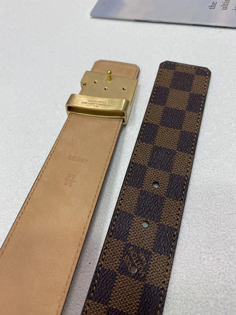 Bargain Louis Vuitton Belts