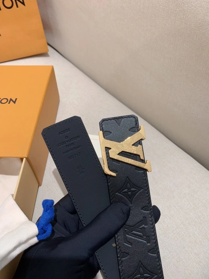 Bargain Louis Vuitton Belts