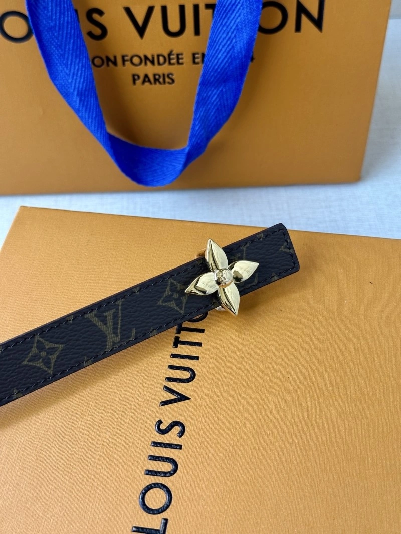 Low-cost Louis Vuitton Belts