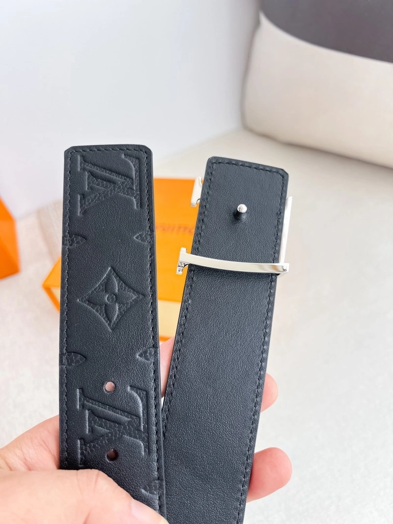 Real Louis Vuitton Belts