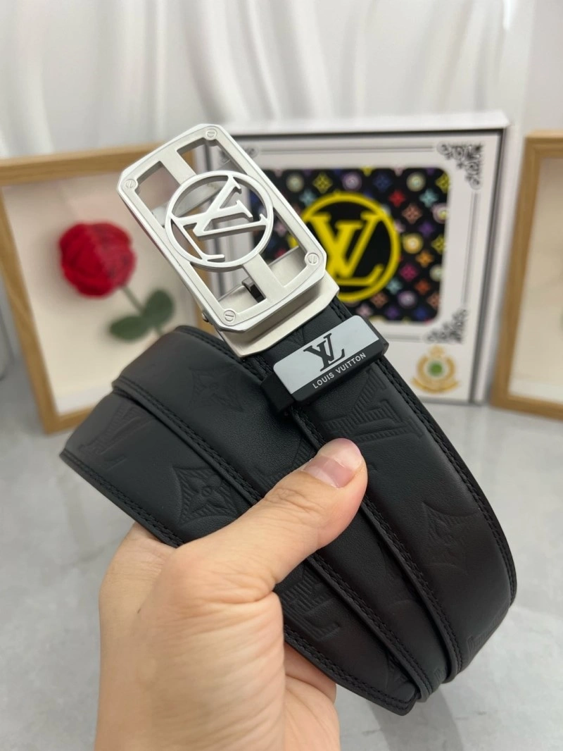 Legit Louis Vuitton Belts