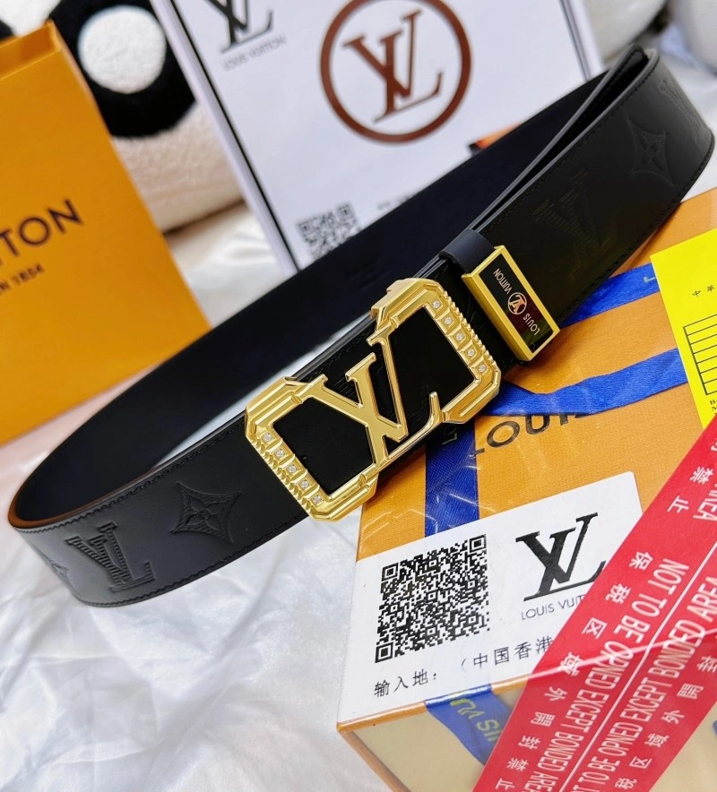 Accurate model Louis Vuitton Belts