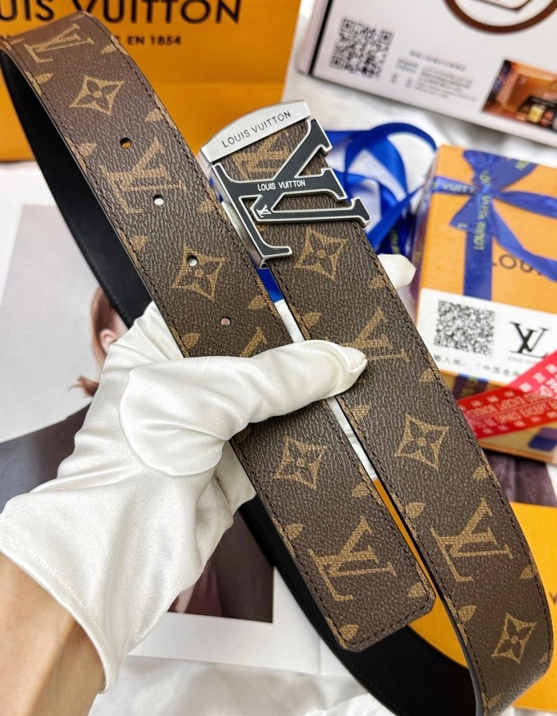 Low-cost Louis Vuitton Belts