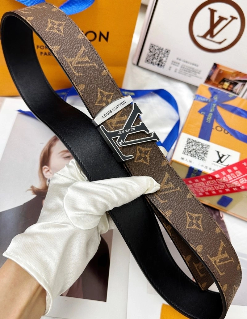 Low-cost Louis Vuitton Belts