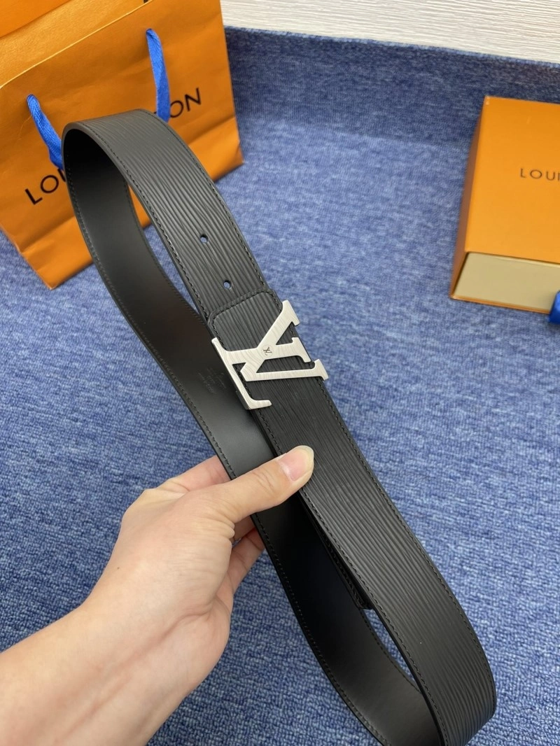 Top mirror Louis Vuitton Belts