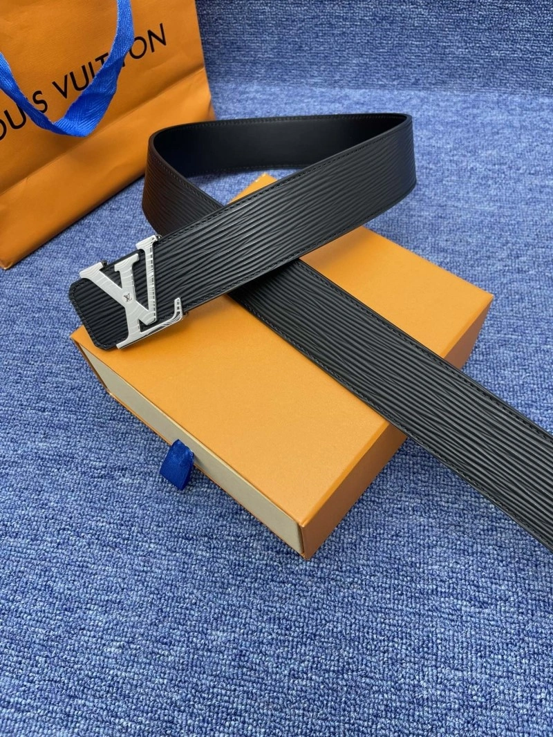 Top mirror Louis Vuitton Belts