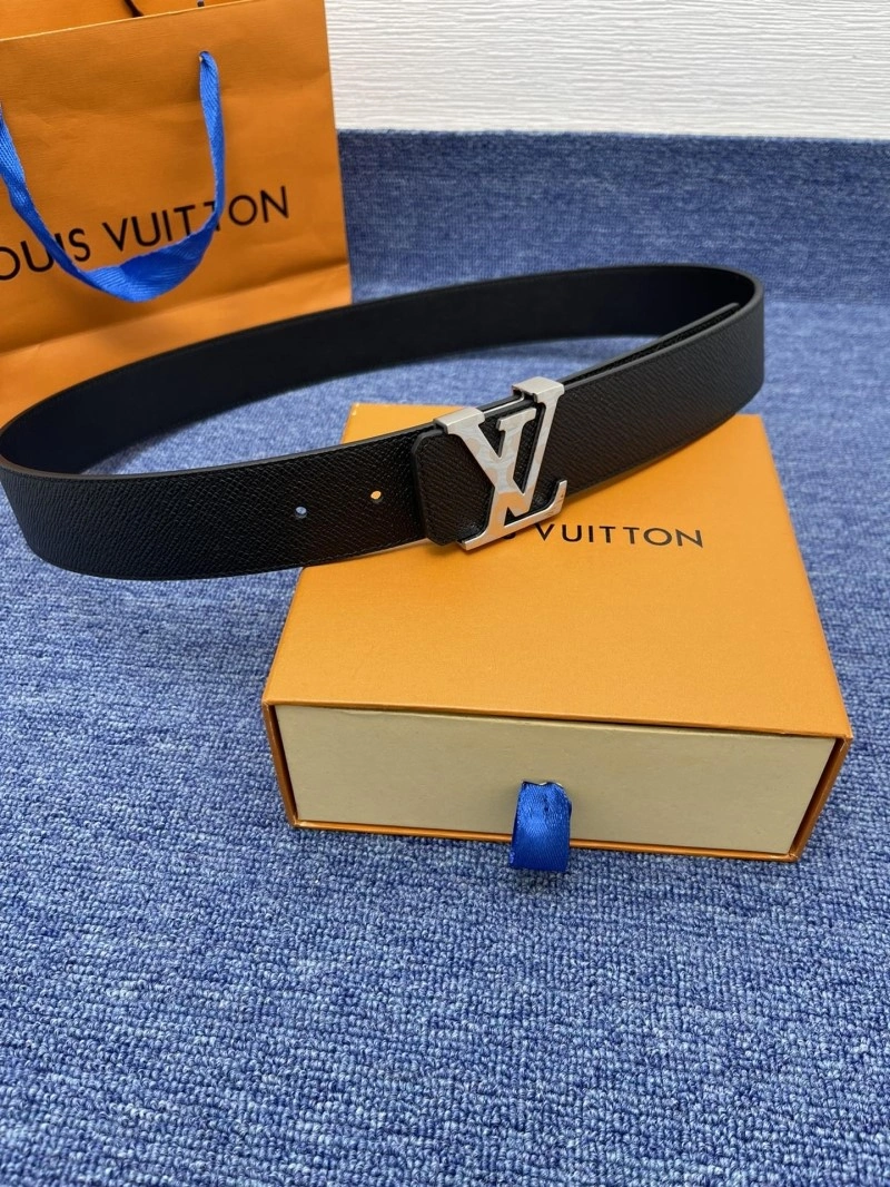 Low-cost Louis Vuitton Belts