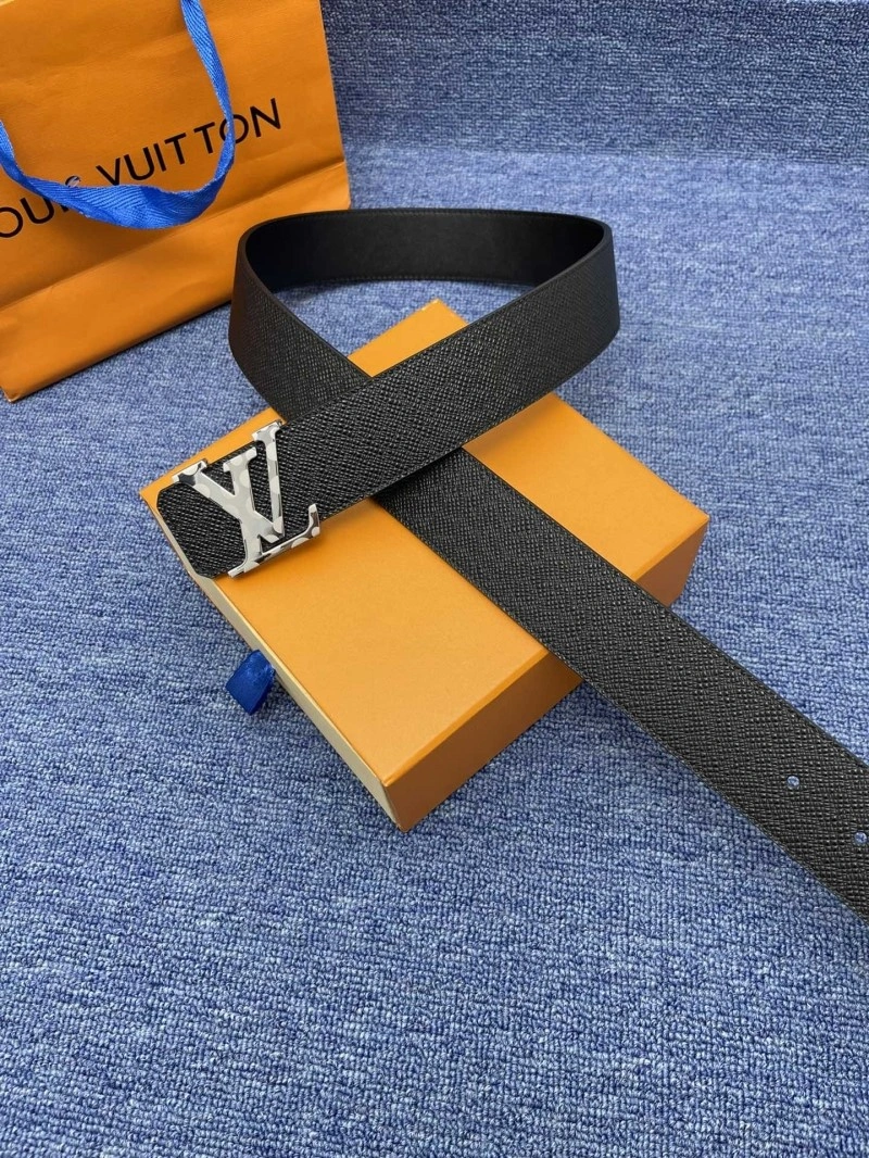 Low-cost Louis Vuitton Belts