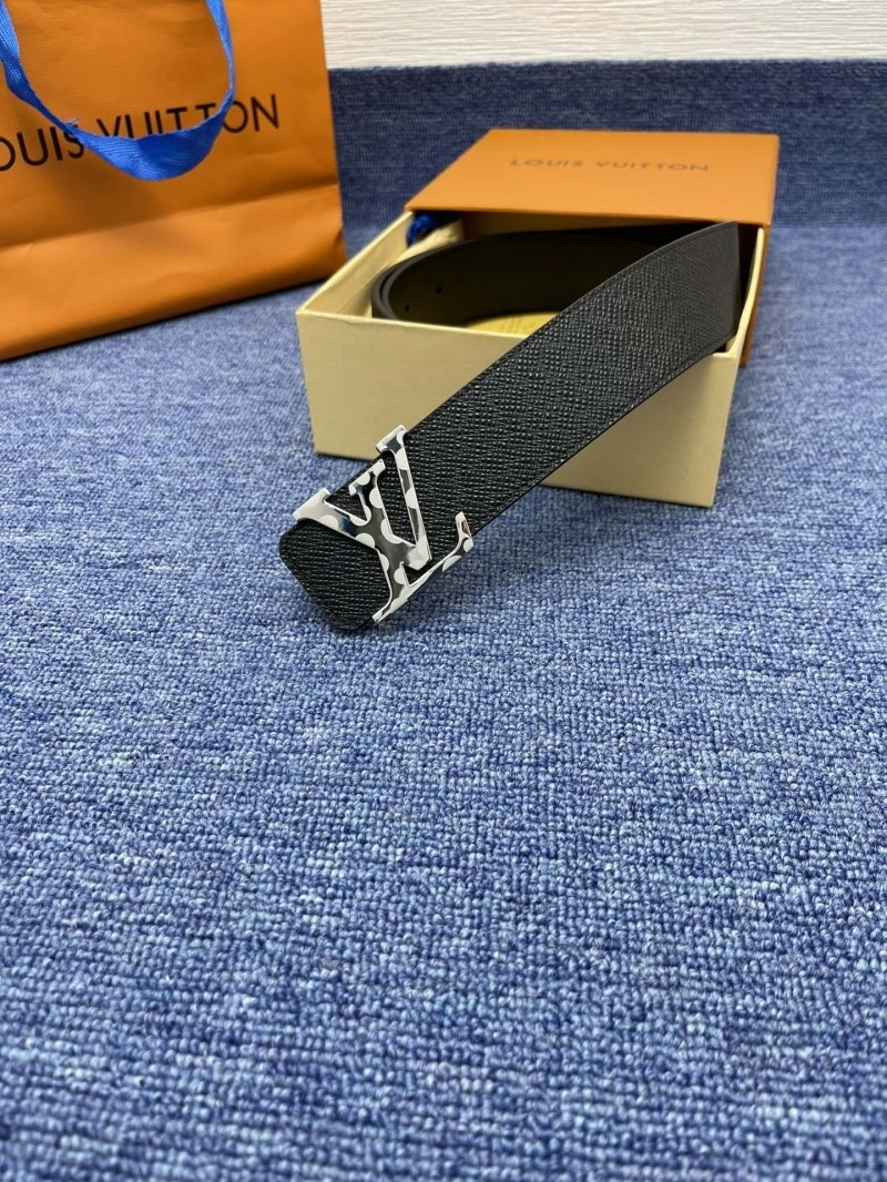 Low-cost Louis Vuitton Belts