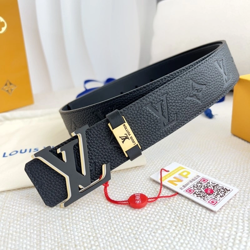 Top mirror Louis Vuitton Belts