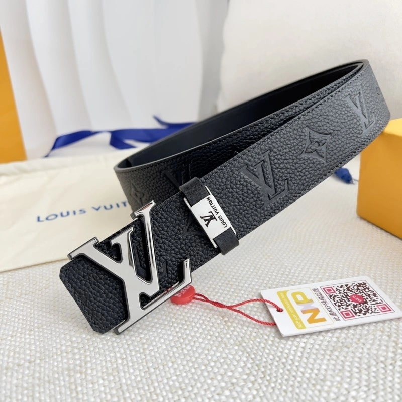 Top mirror Louis Vuitton Belts