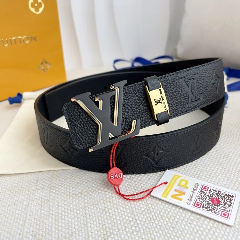 Top mirror Louis Vuitton Belts