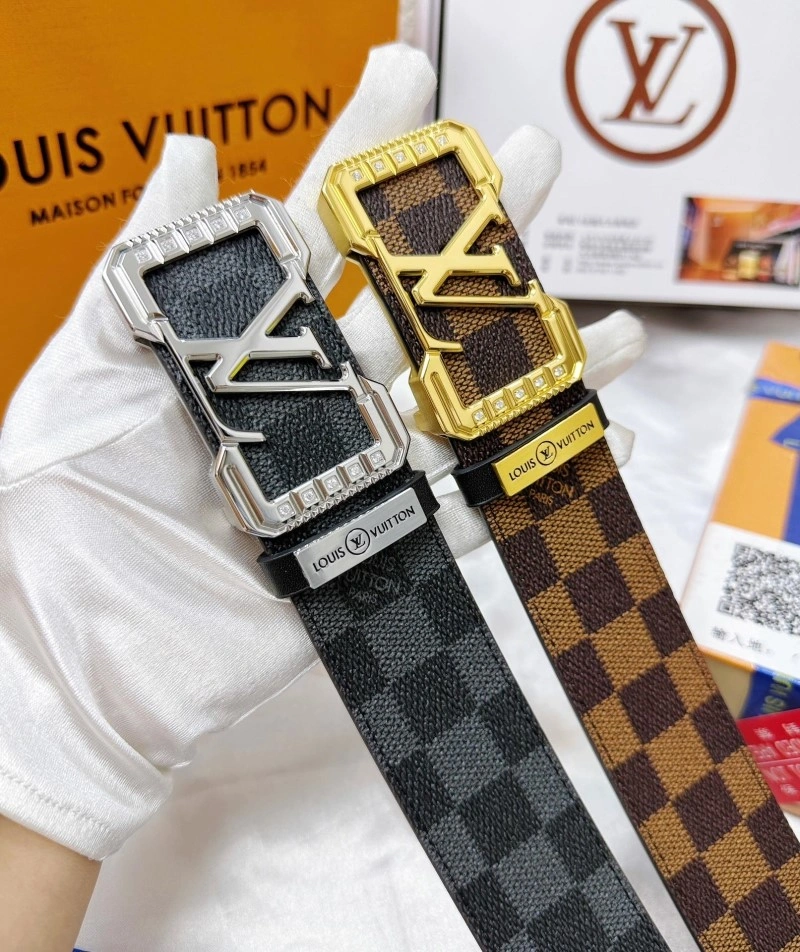 Accurate model Louis Vuitton Belts