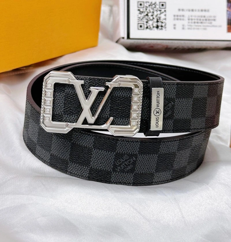 Accurate model Louis Vuitton Belts