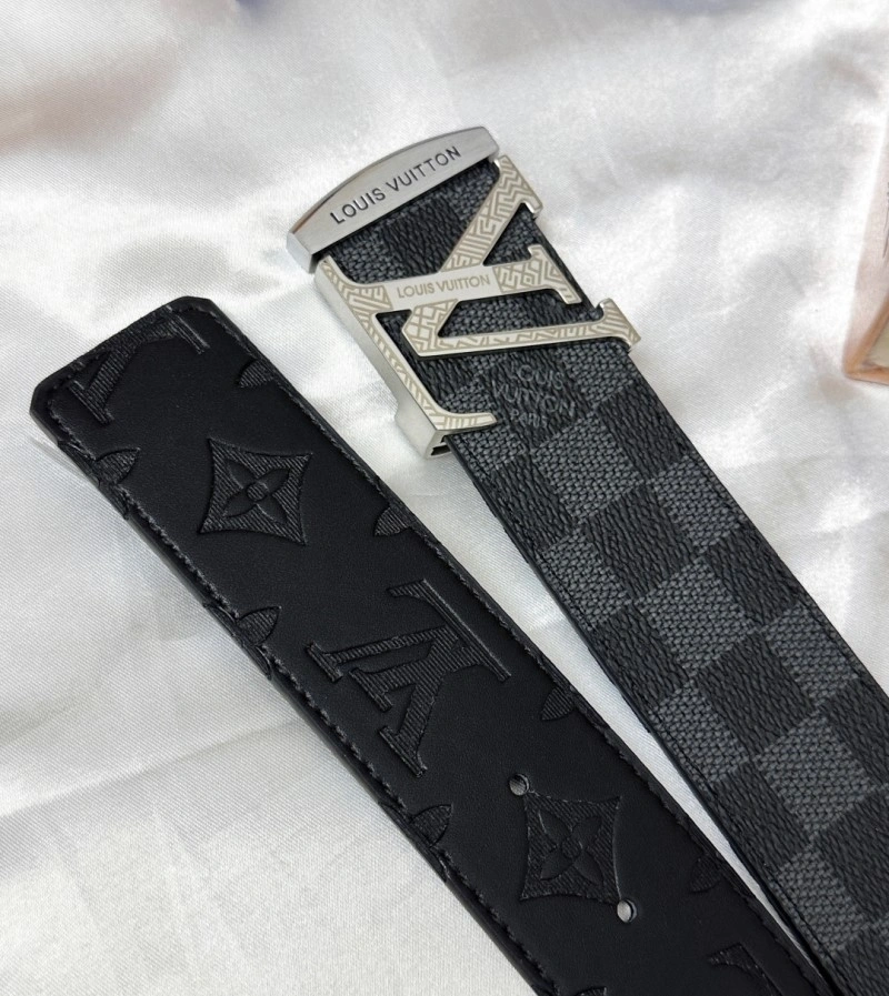 Brand-authenticated Louis Vuitton Belts
