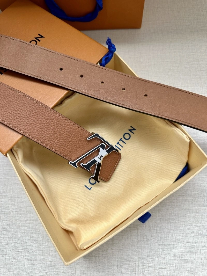 Accurate model Louis Vuitton Belts