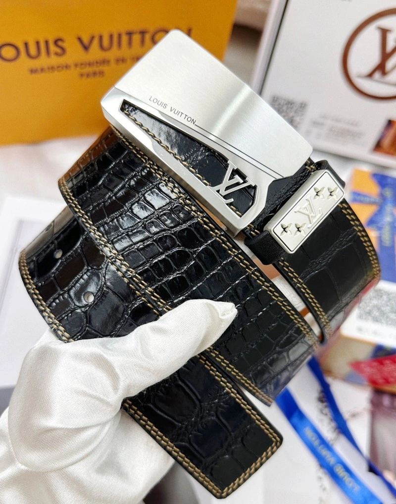Low-cost Louis Vuitton Belts
