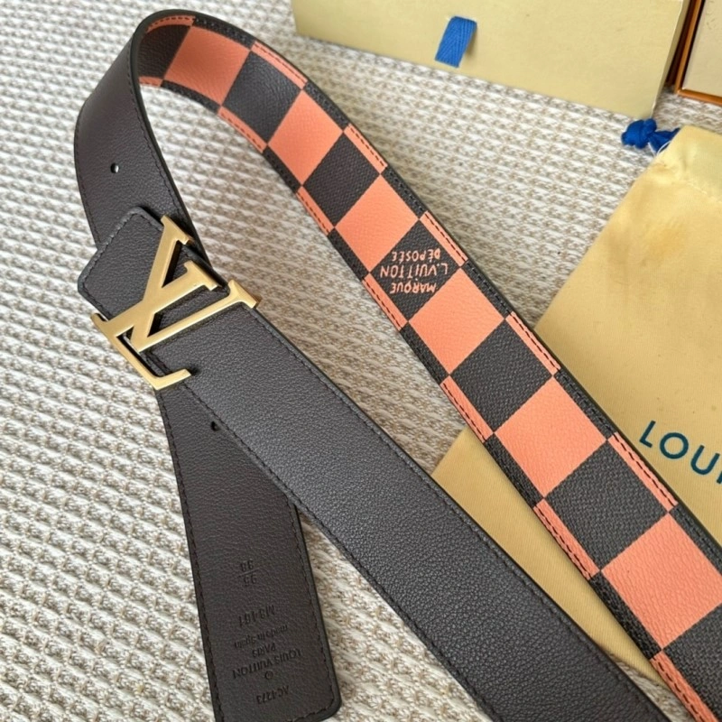 Top mirror Louis Vuitton Belts