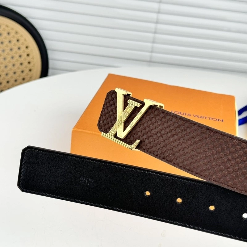 Top mirror Louis Vuitton Belts