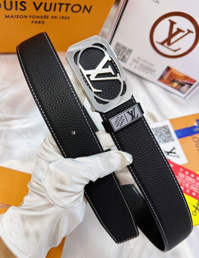 Accurate model Louis Vuitton Belts