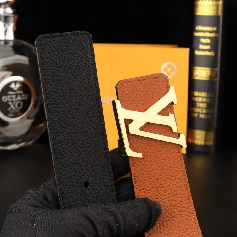 Accurate model Louis Vuitton Belts