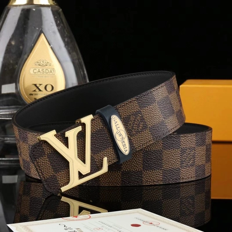 Top mirror Louis Vuitton Belts