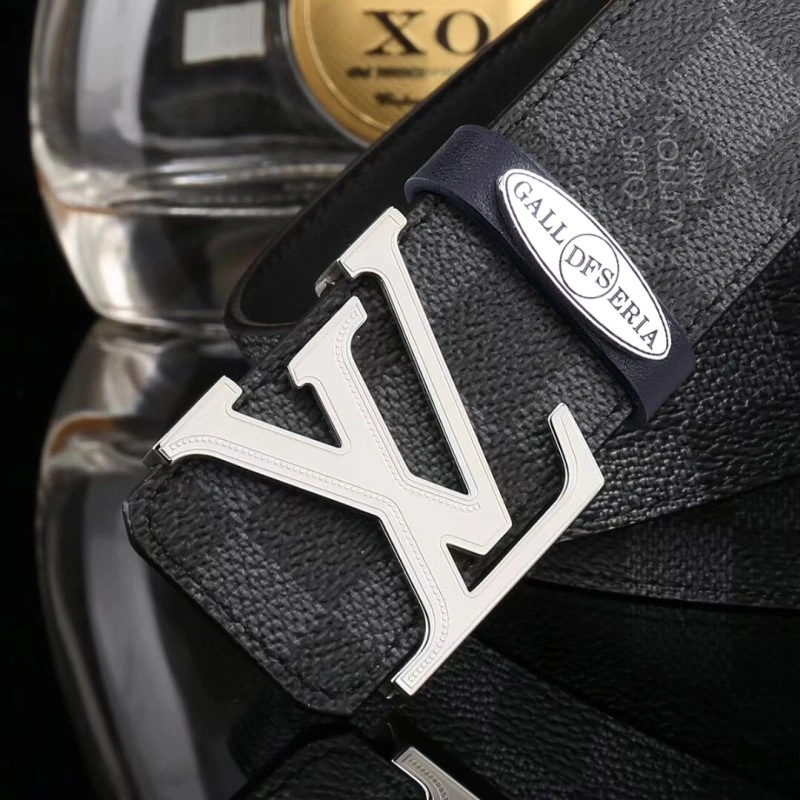 Top mirror Louis Vuitton Belts