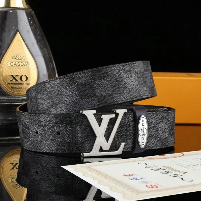 Top mirror Louis Vuitton Belts