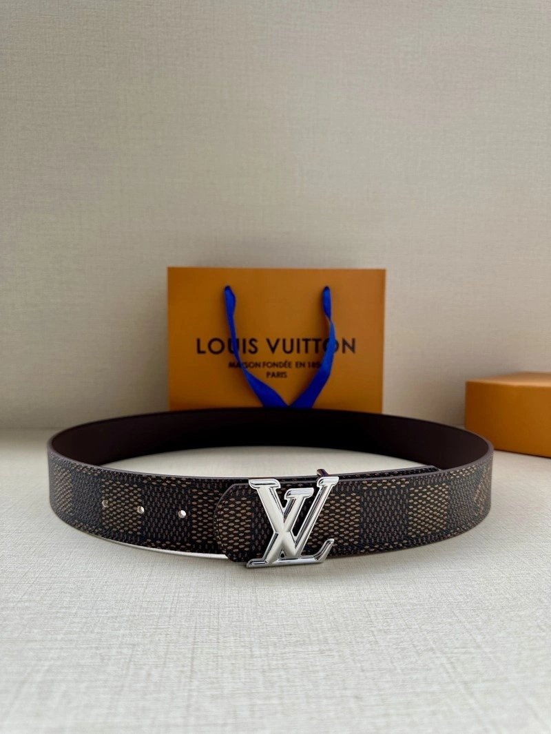 Accurate model Louis Vuitton Belts