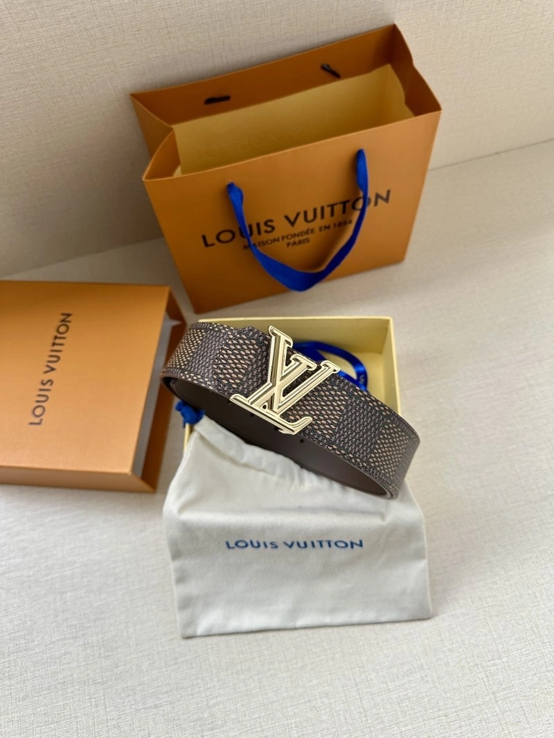 Accurate model Louis Vuitton Belts