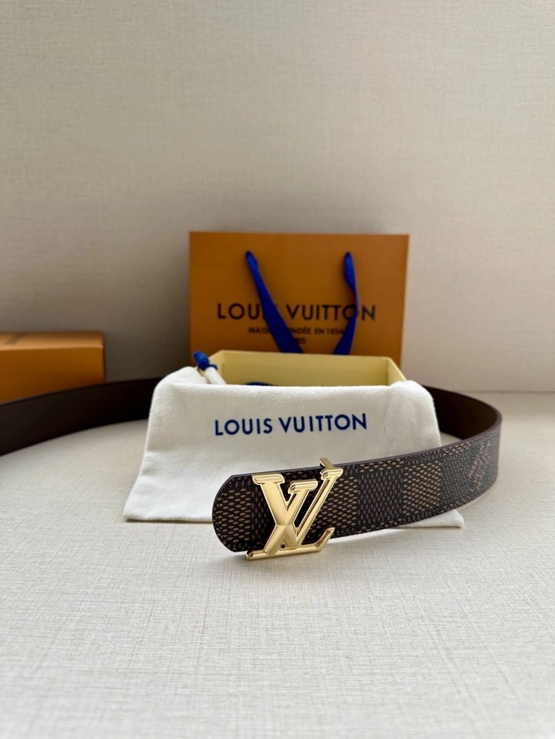 Accurate model Louis Vuitton Belts