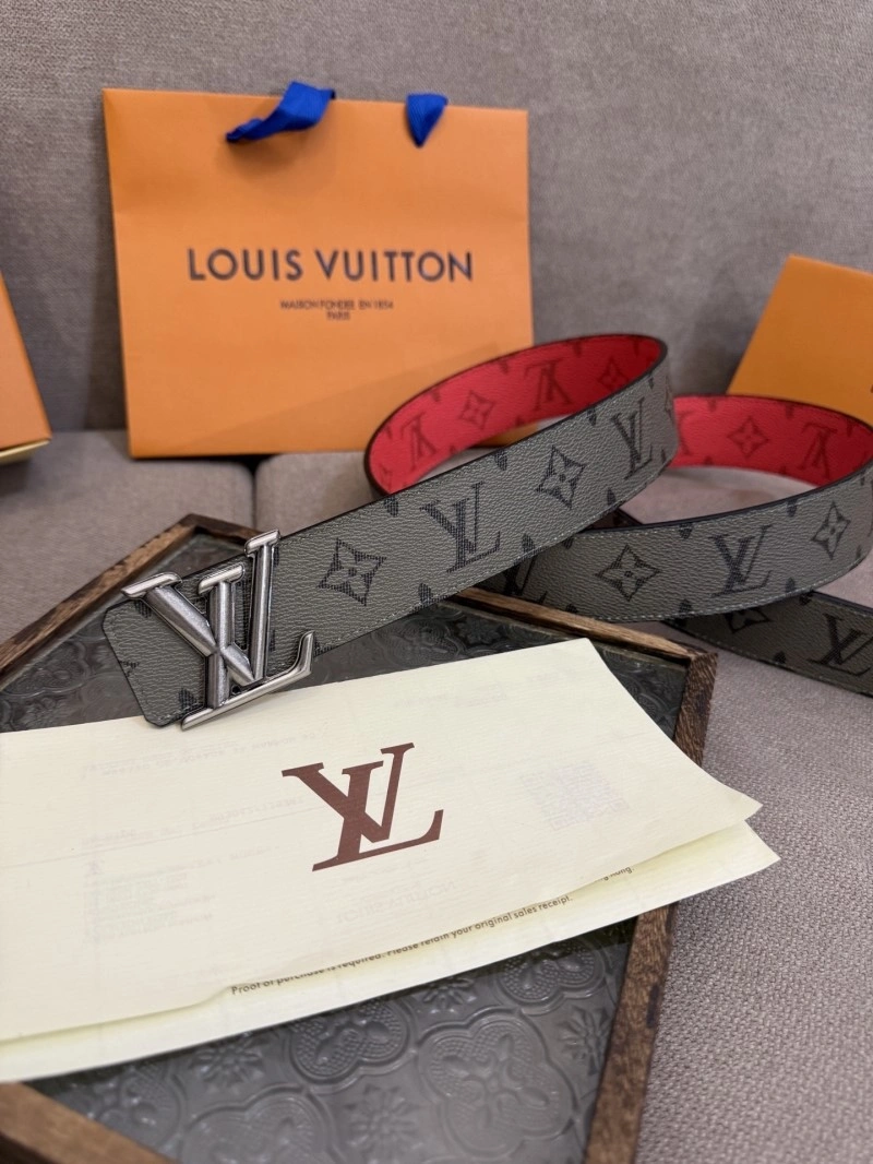 Low-cost Louis Vuitton Belts