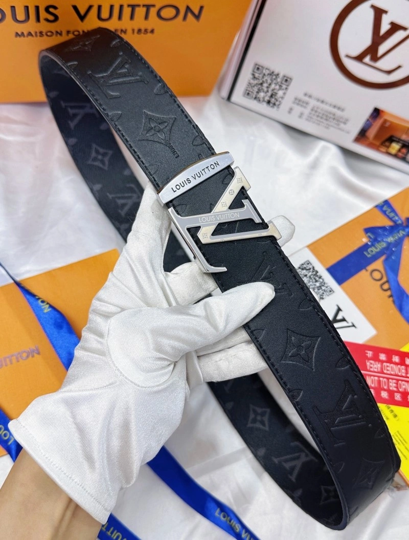 Low-cost Louis Vuitton Belts