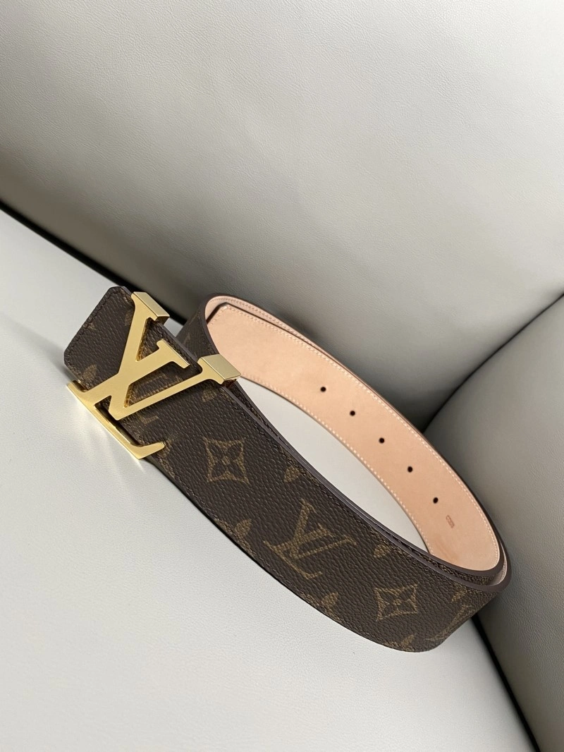 Accurate model Louis Vuitton Belts