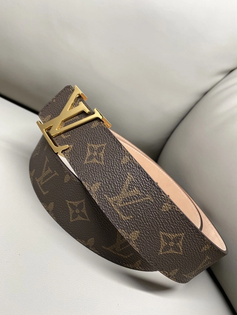 Accurate model Louis Vuitton Belts