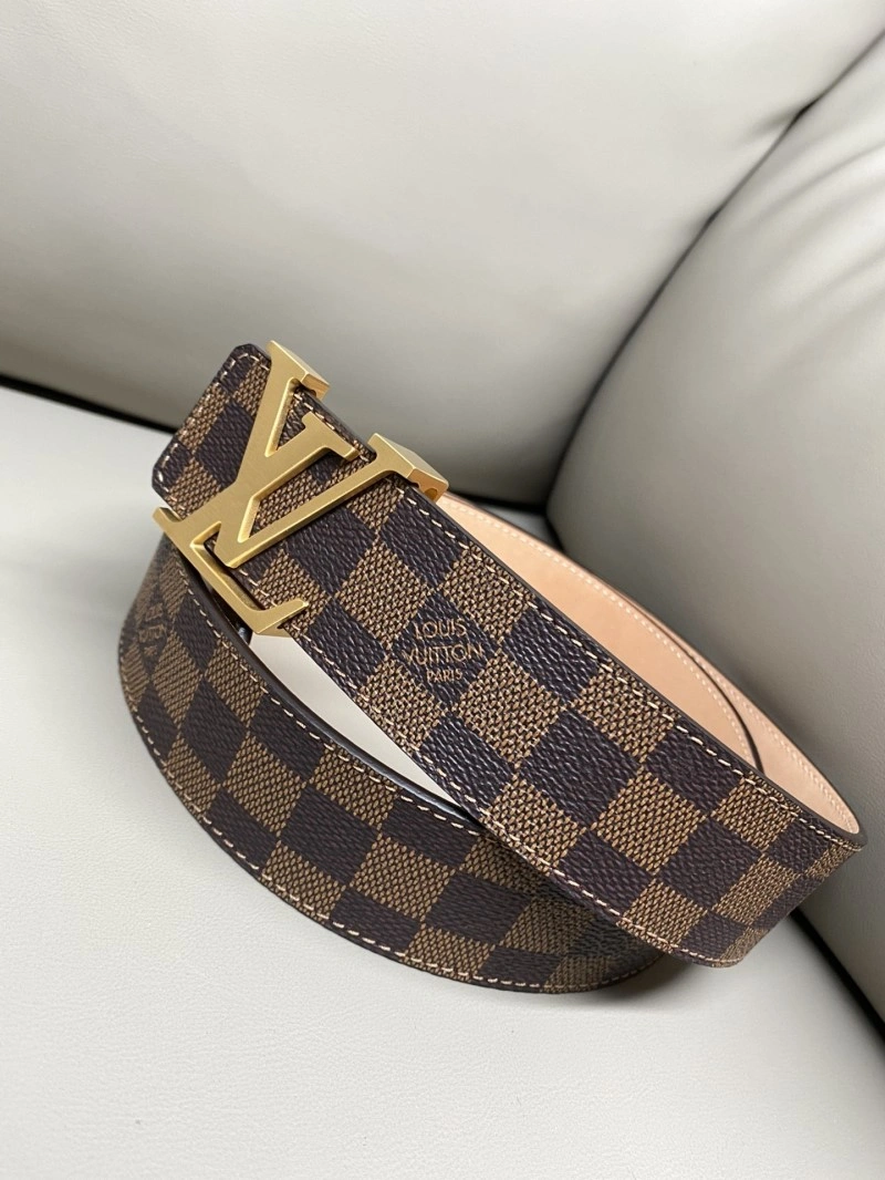 Top mirror Louis Vuitton Belts
