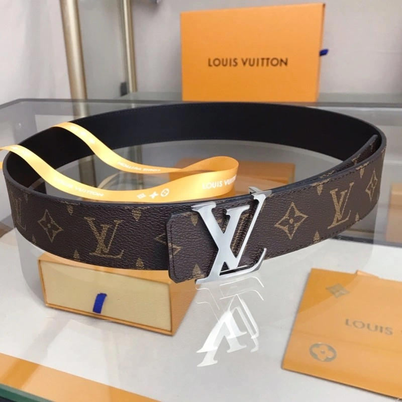 Accurate model Louis Vuitton Belts