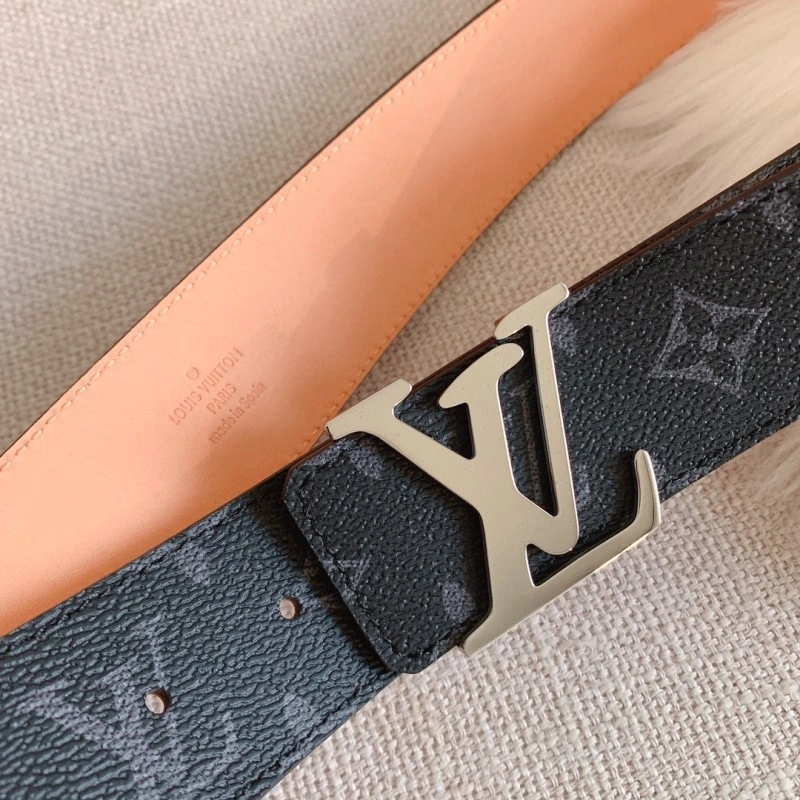 Legit Louis Vuitton Belts
