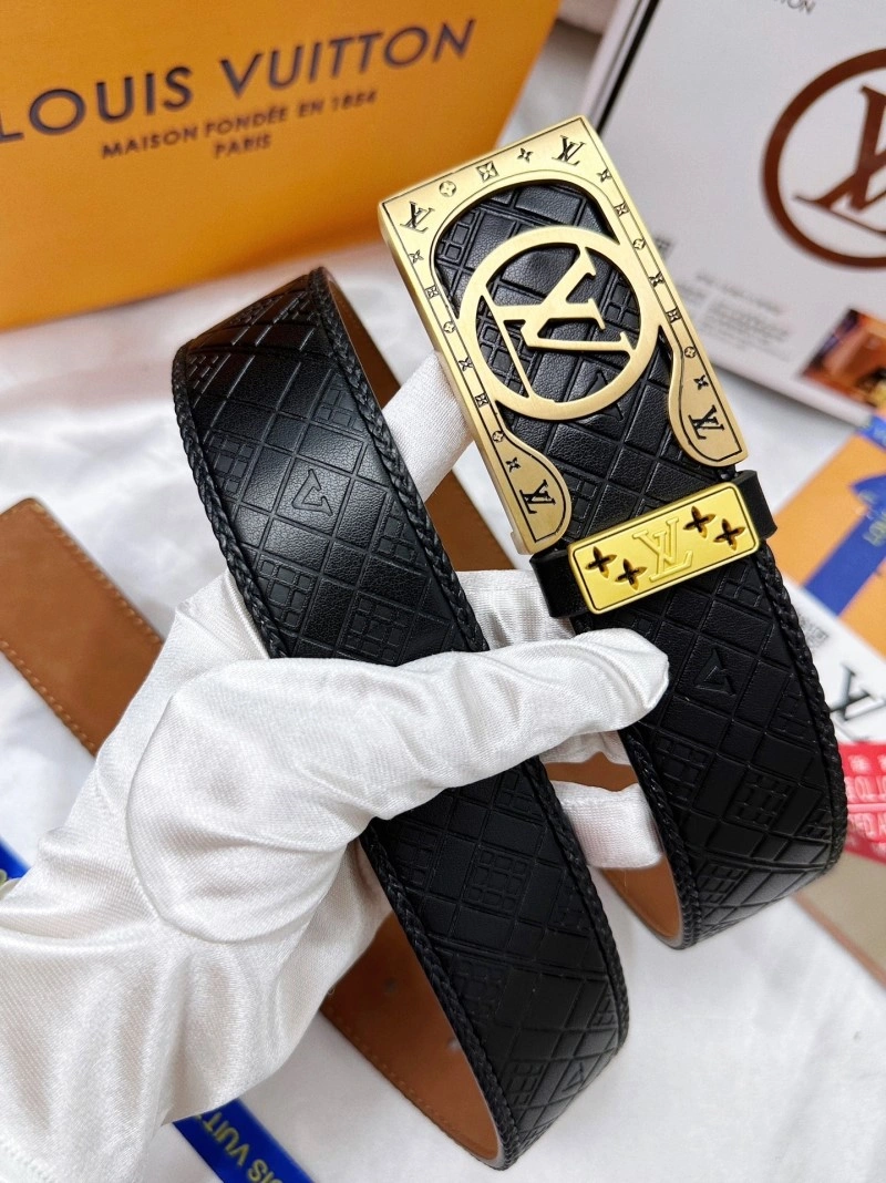 Accurate model Louis Vuitton Belts