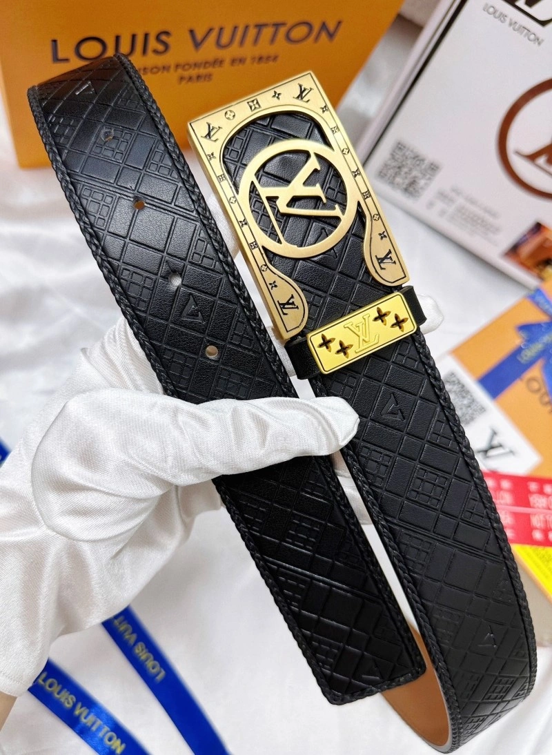 Accurate model Louis Vuitton Belts
