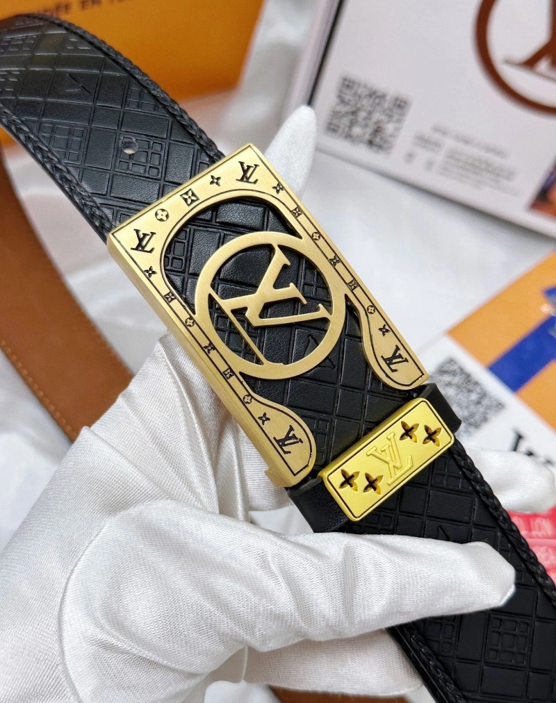 Accurate model Louis Vuitton Belts