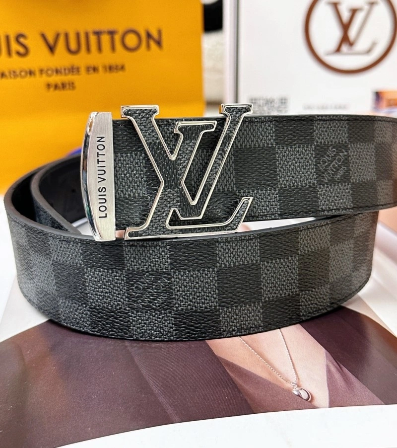1:1 copy Louis Vuitton Belts