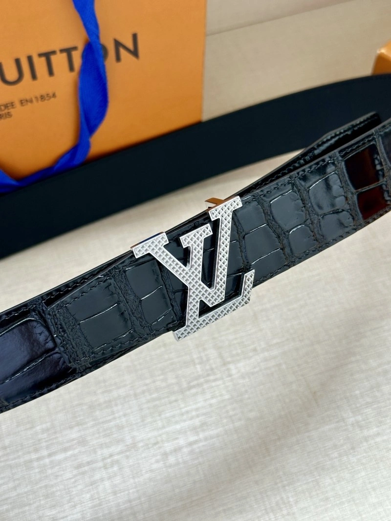 Bargain Louis Vuitton Belts